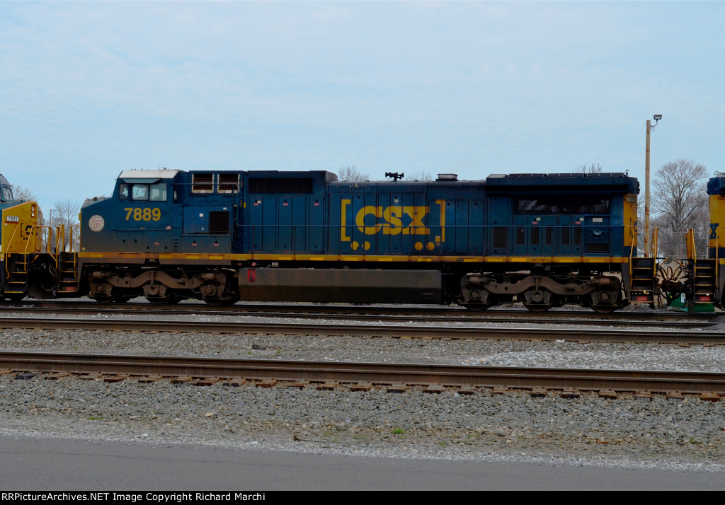 CSX 7889